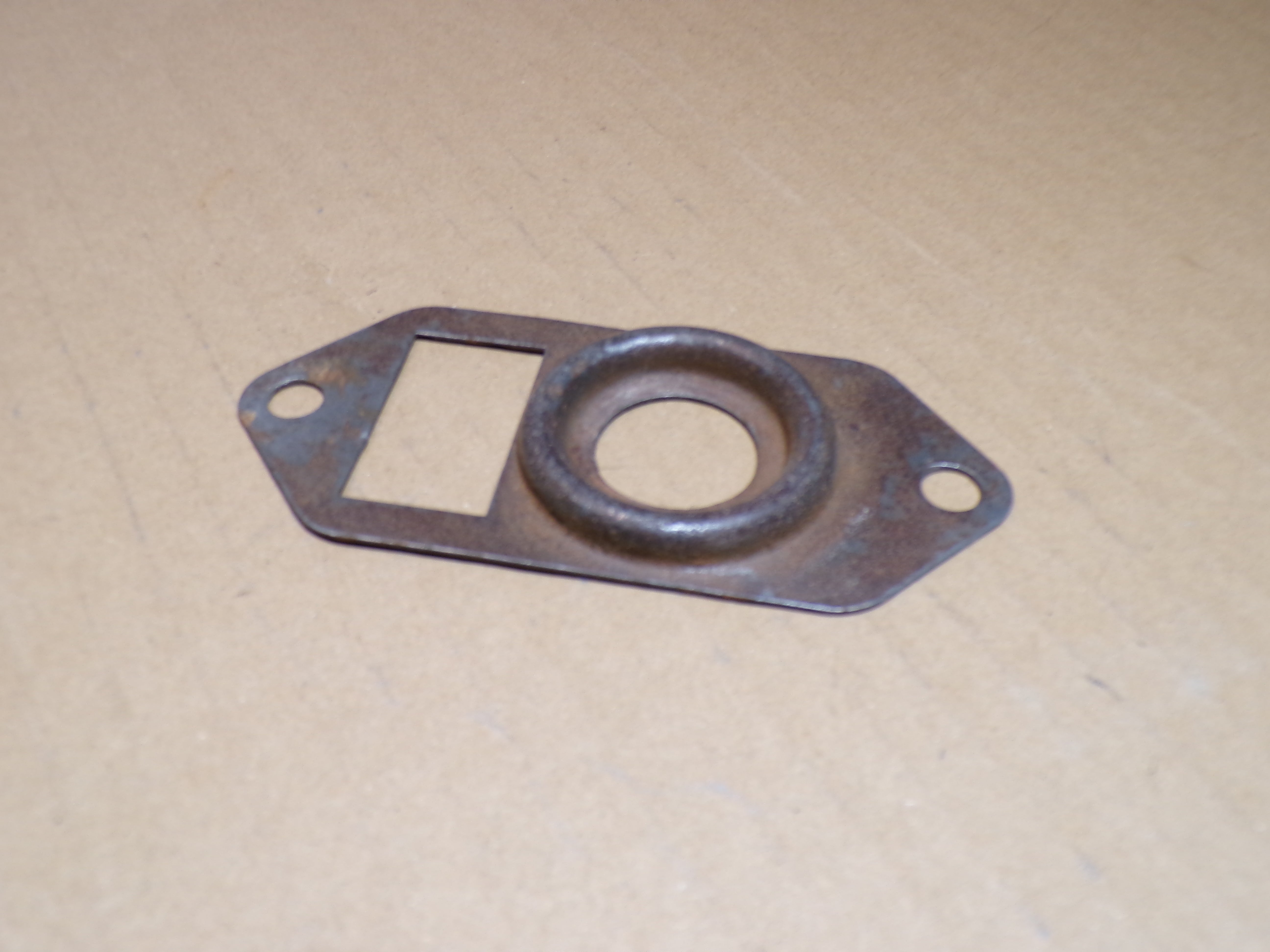 Datsun 240Z Hood Latch Pin Receiver Cover – Joeyz Datsun