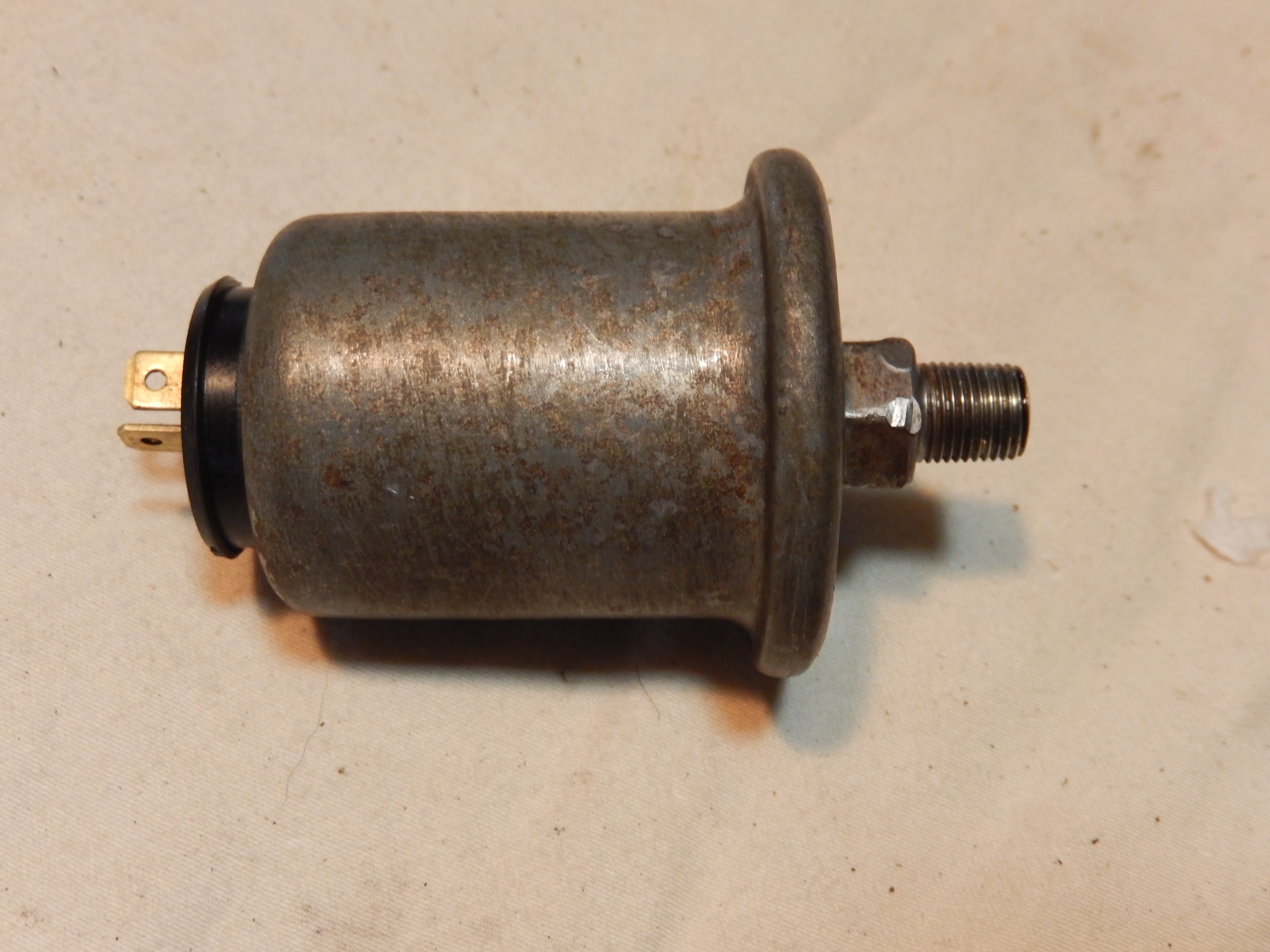 Datsun 280ZX Engine Oil Pressure Sensor – Joeyz Datsun