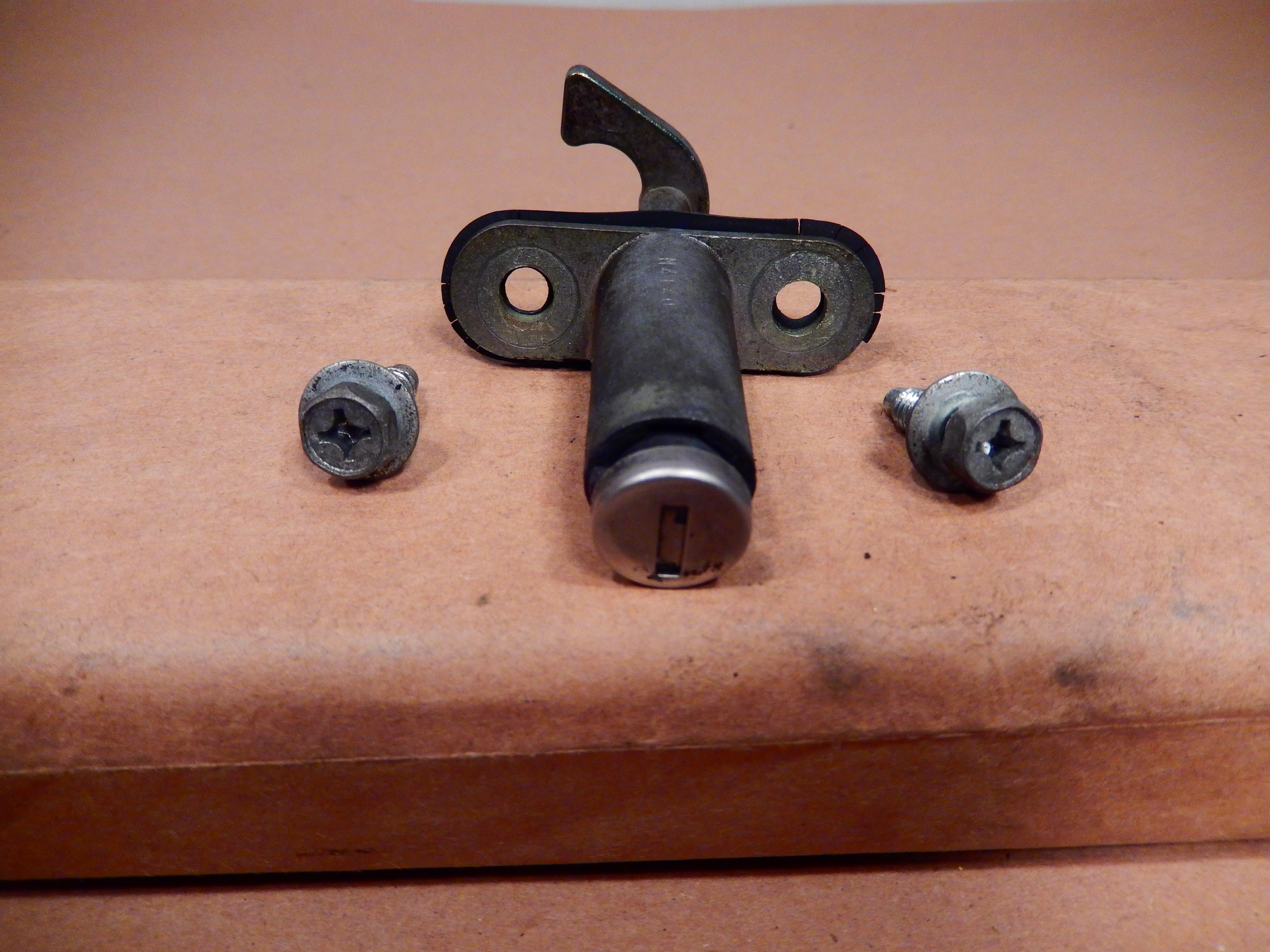 Datsun 280ZX OEM Rear Hatch Lock – Joeyz Datsun