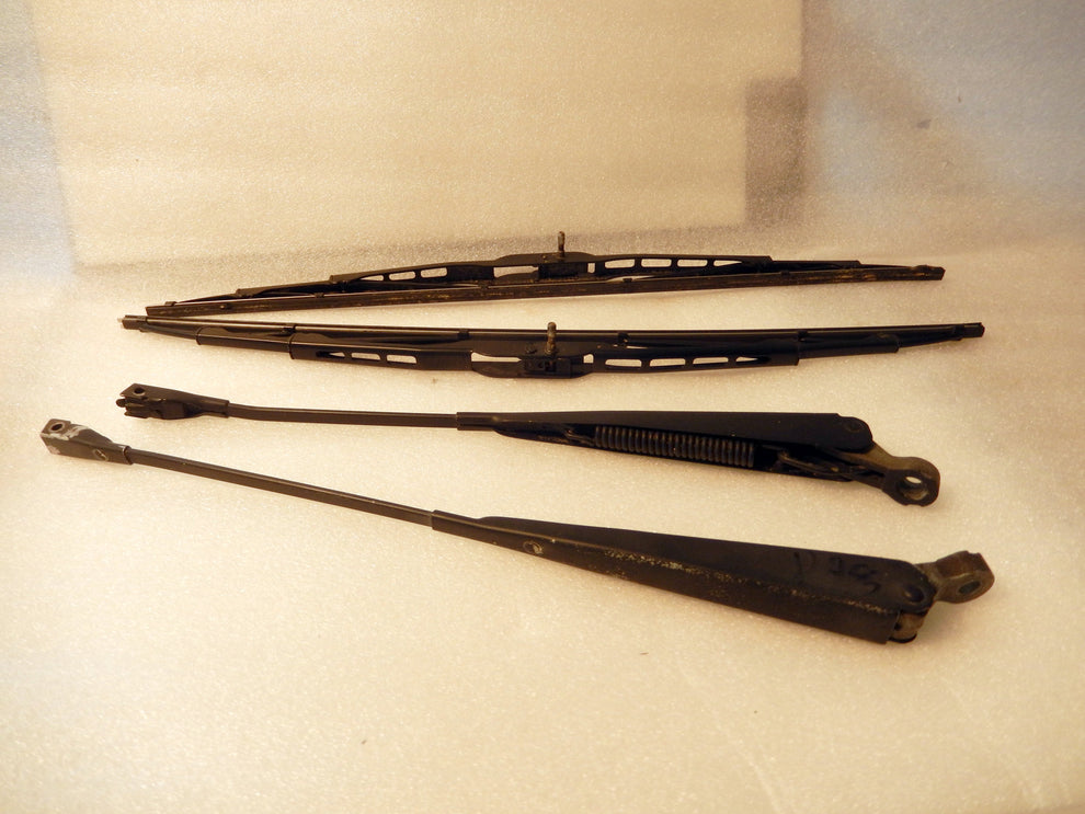 Datsun 280ZX Windshield Wiper Assembly – Joeyz Datsun