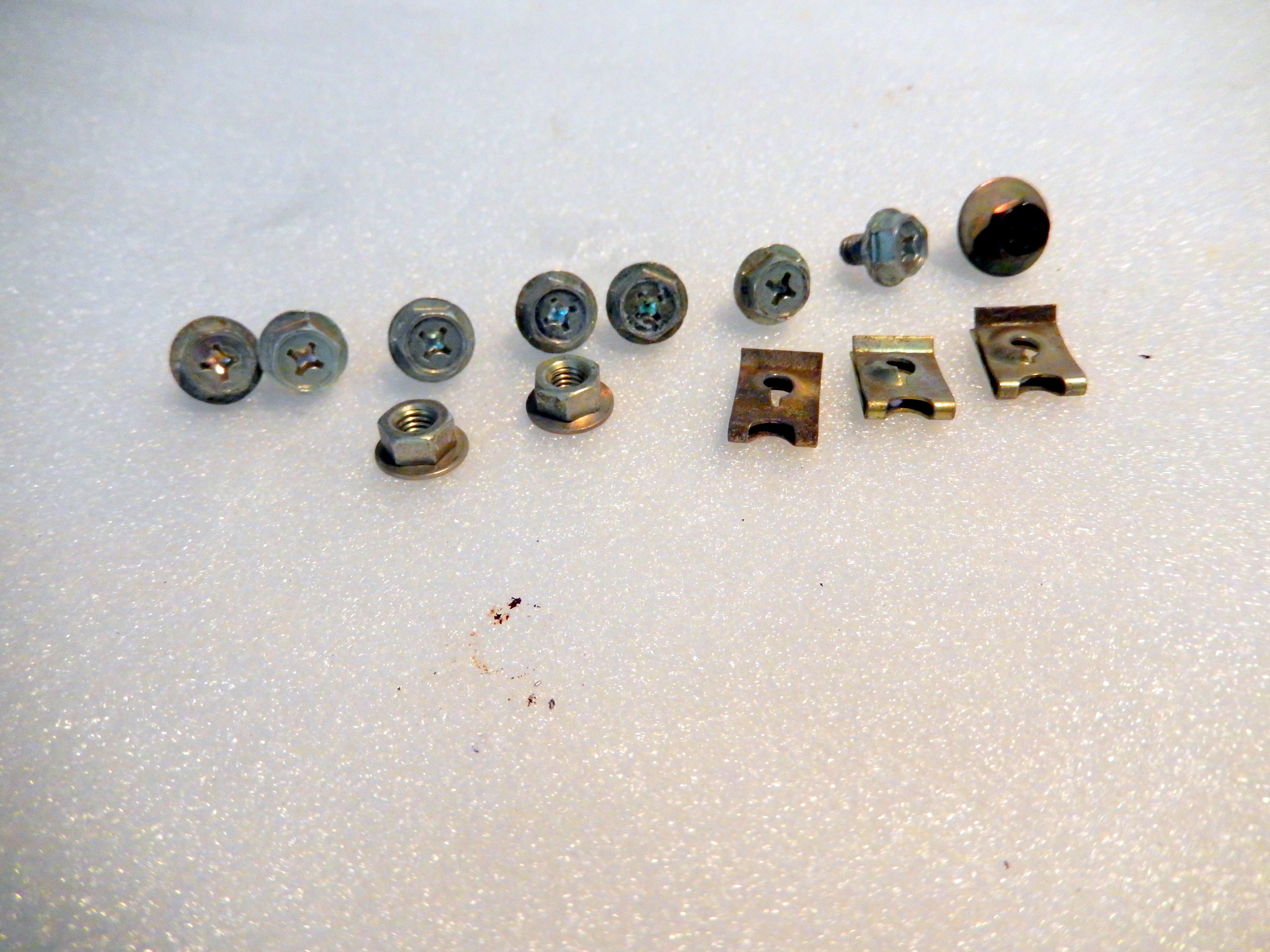 Datsun 280ZX Dashboard Fastener Set – Joeyz Datsun