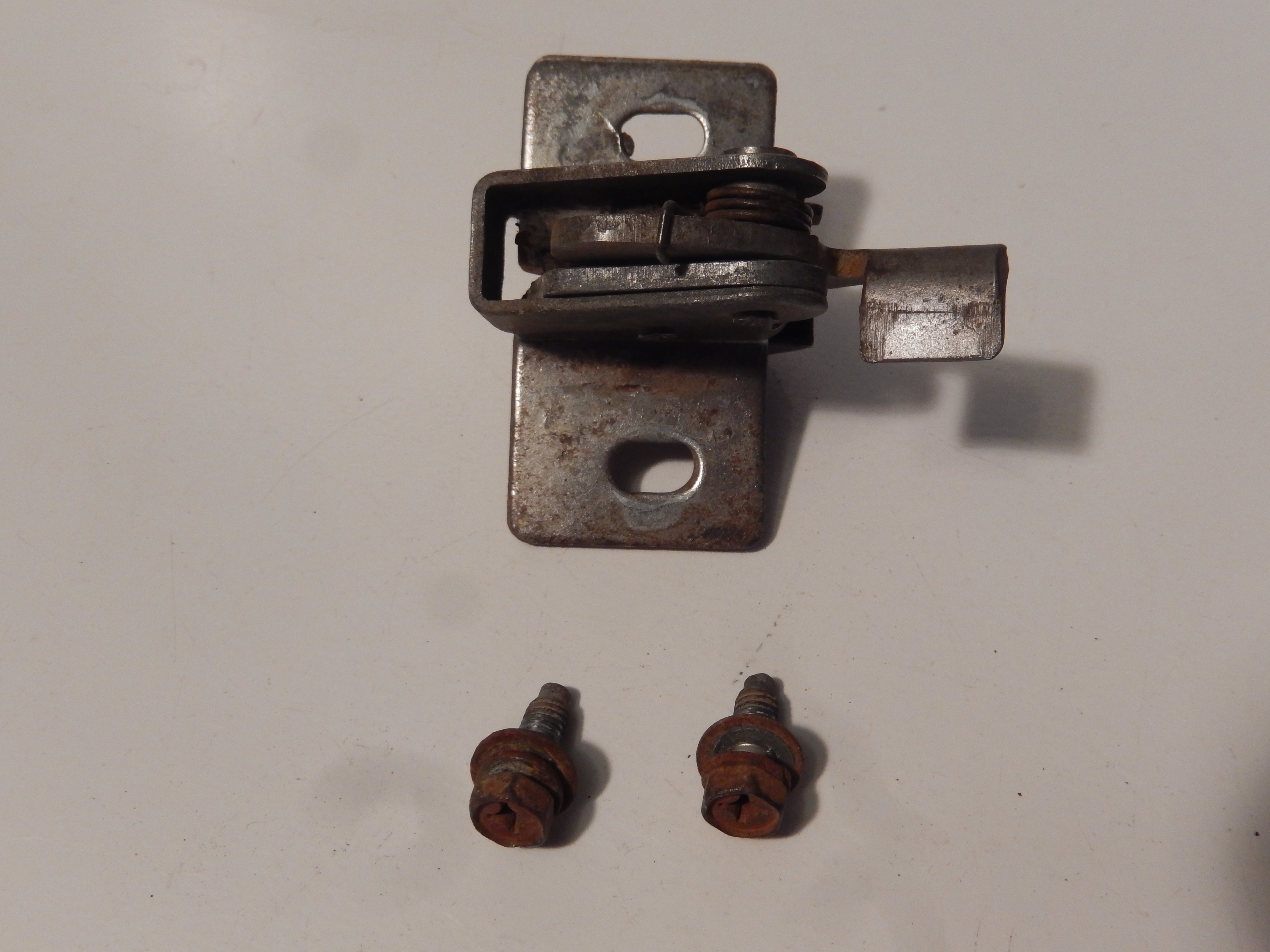 Datsun 240Z Rear Hatch Lock Catch – Joeyz Datsun