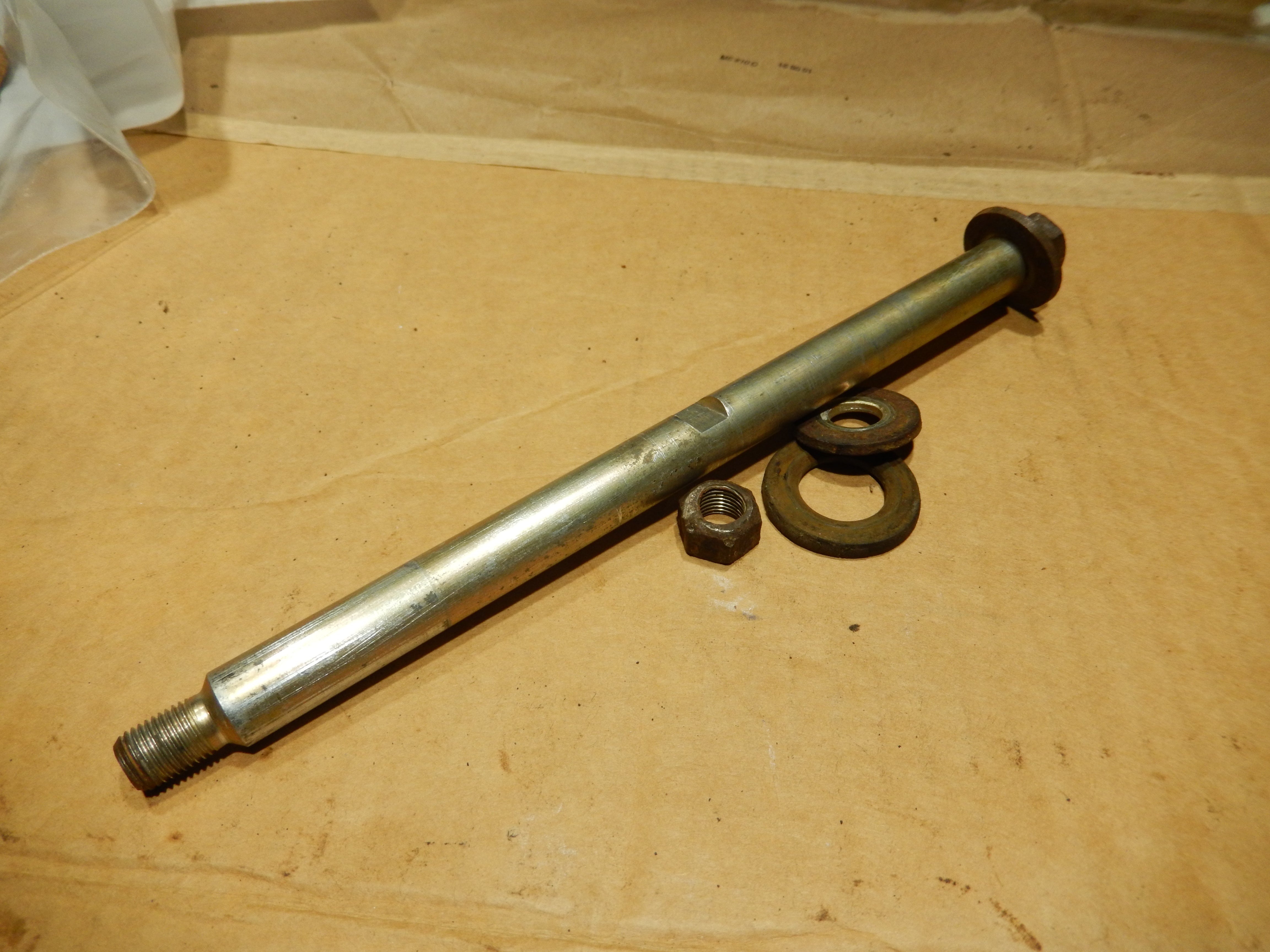 Datsun 240Z Rear Swing Arm Outside Through Bolt – Joeyz Datsun