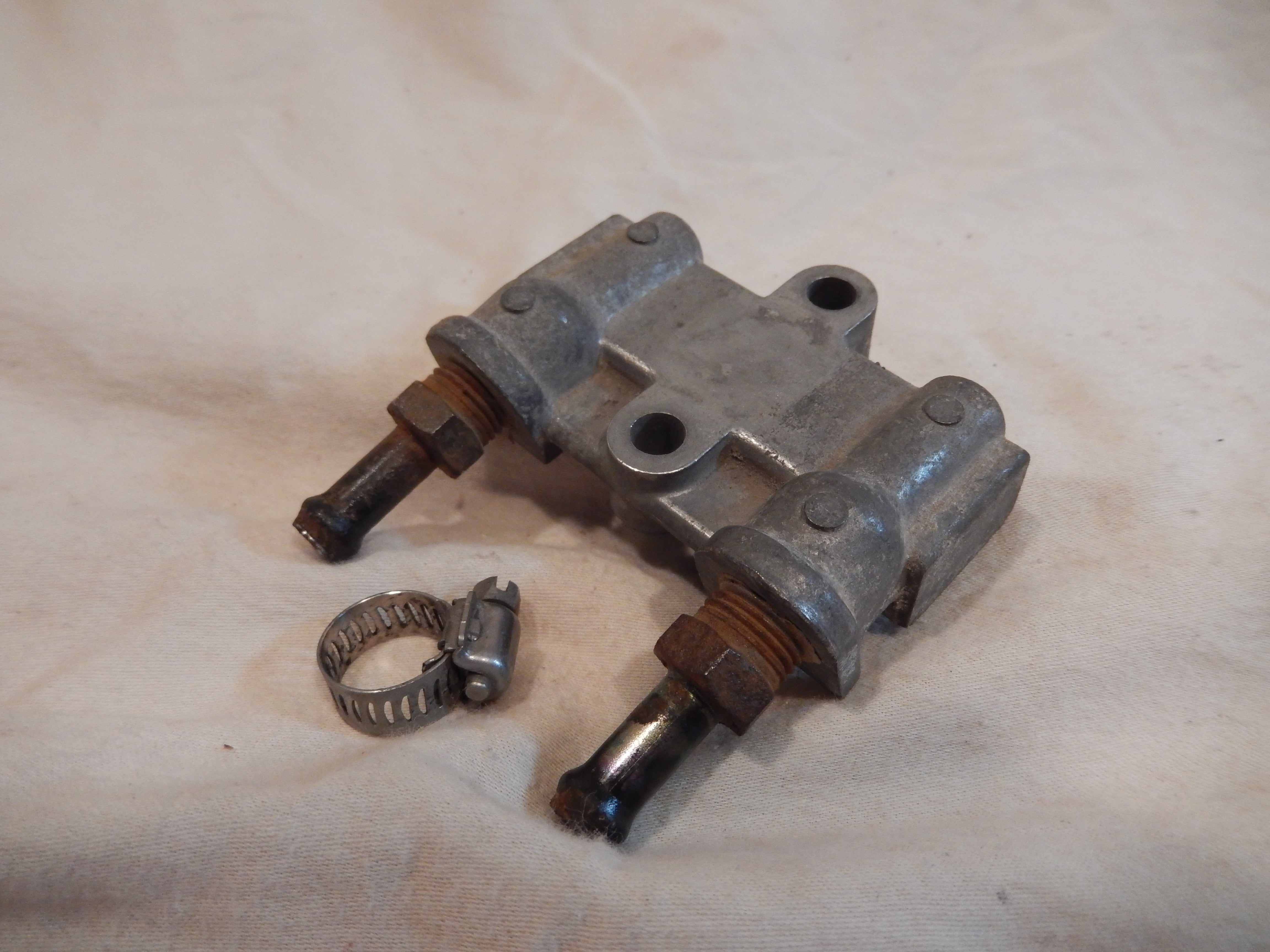 Datsun 280ZX Coolant Junction and Sensor – Joeyz Datsun