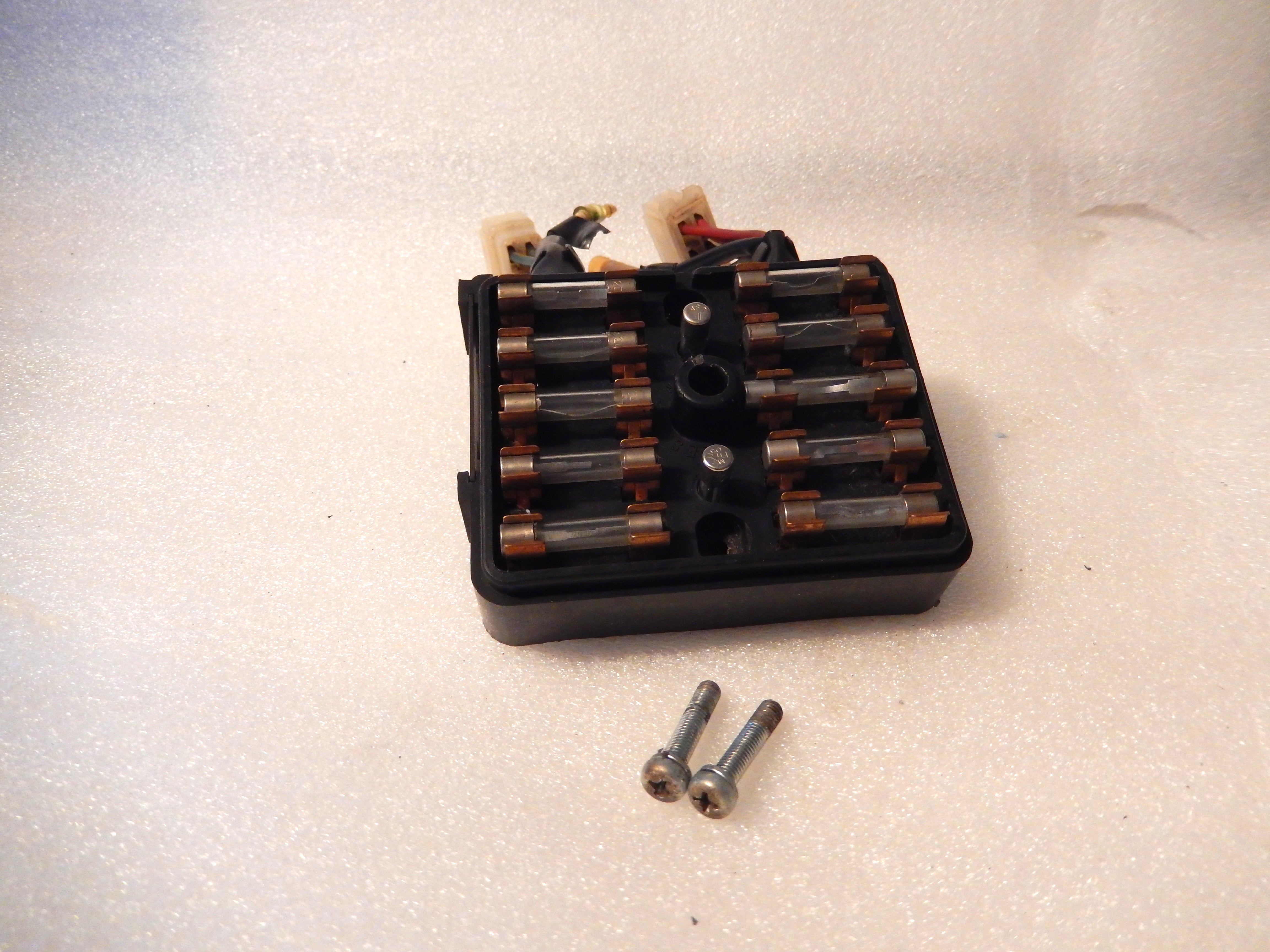 Datsun 240Z OEM Fuse Box – Joeyz Datsun