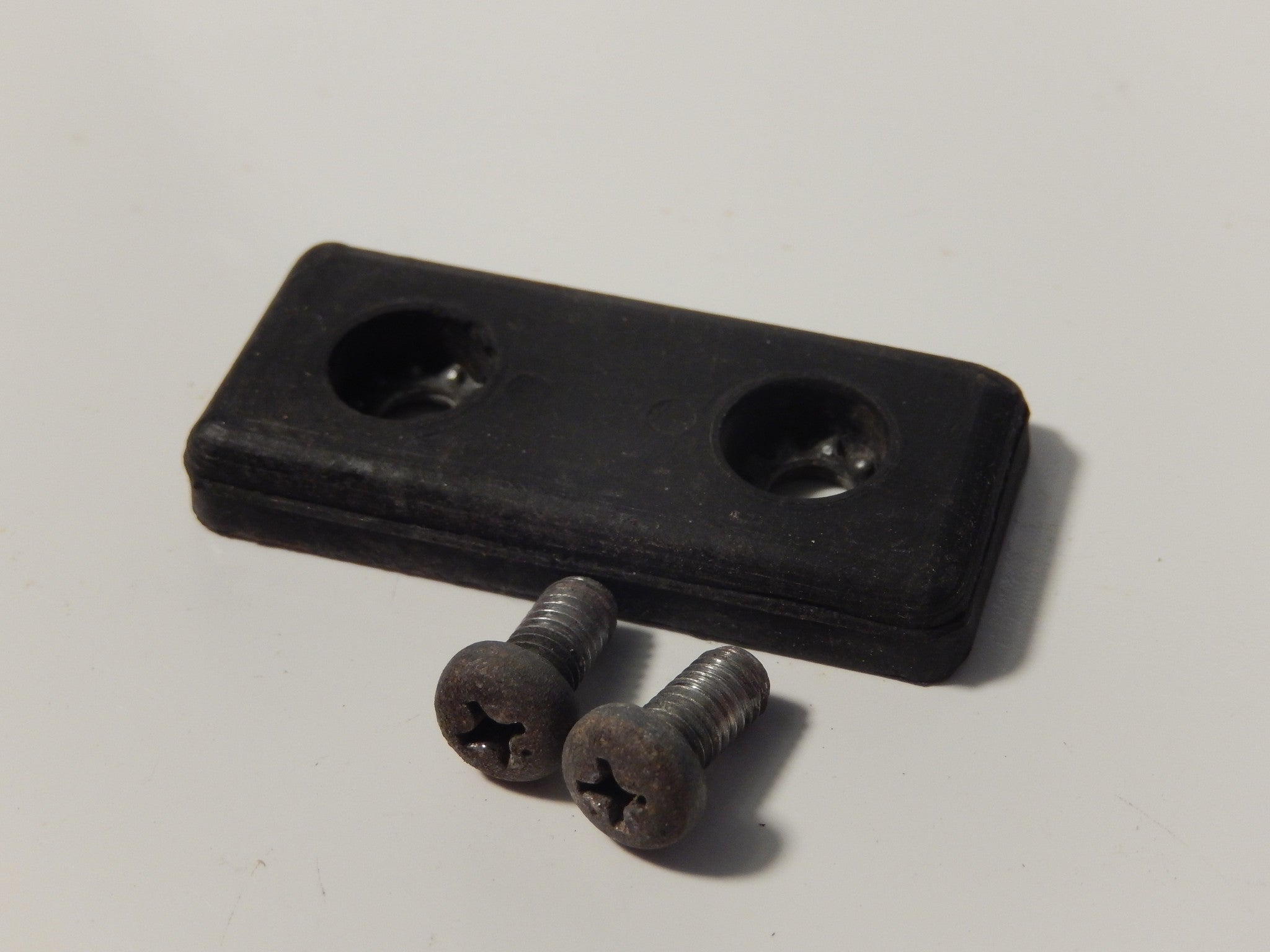 Datsun 240Z OEM Rear Hatch Guide Rubber Spacer – Joeyz Datsun