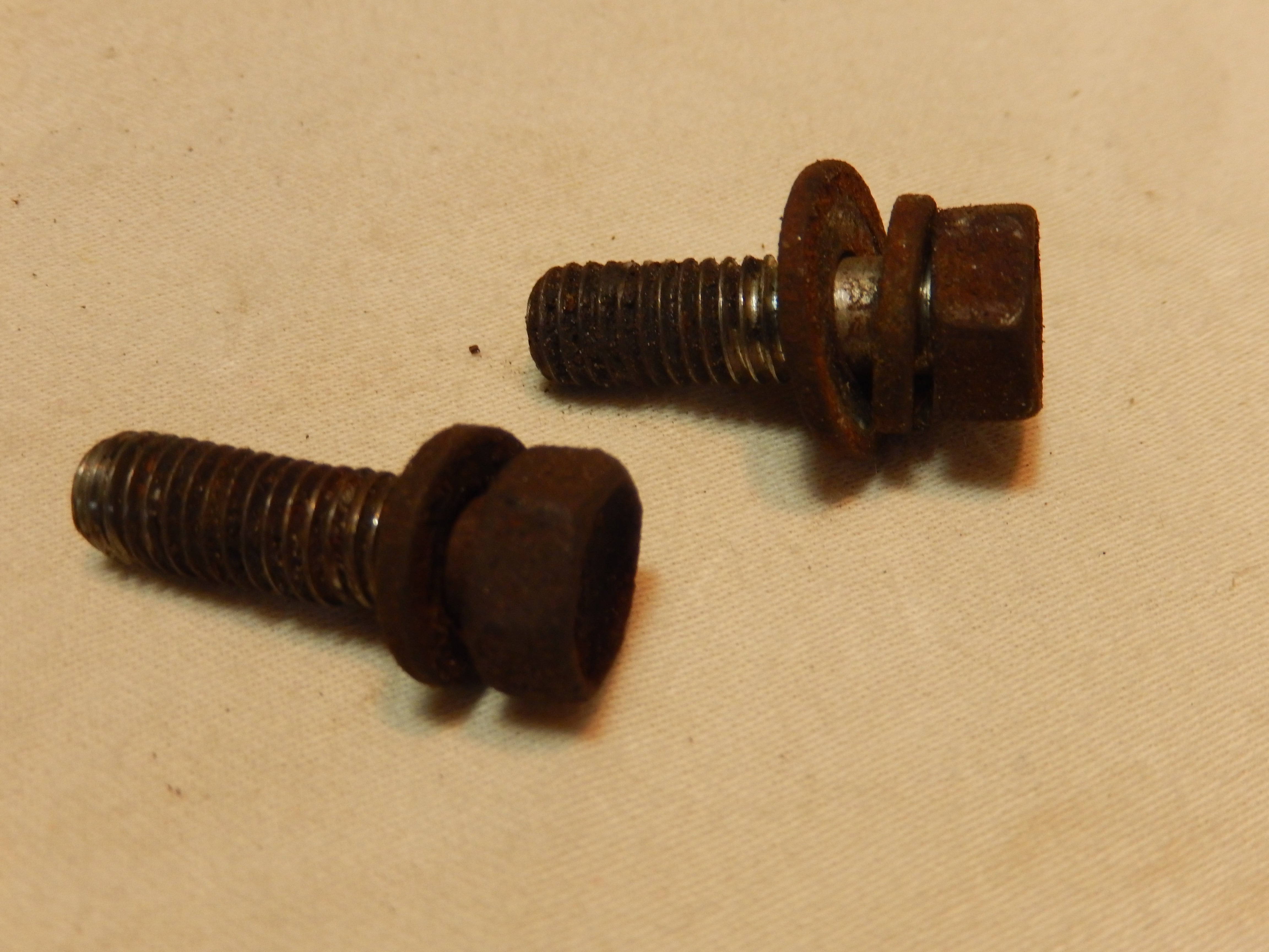 Datsun 240Z Fuel Rail N.L. Fasteners – Joeyz Datsun