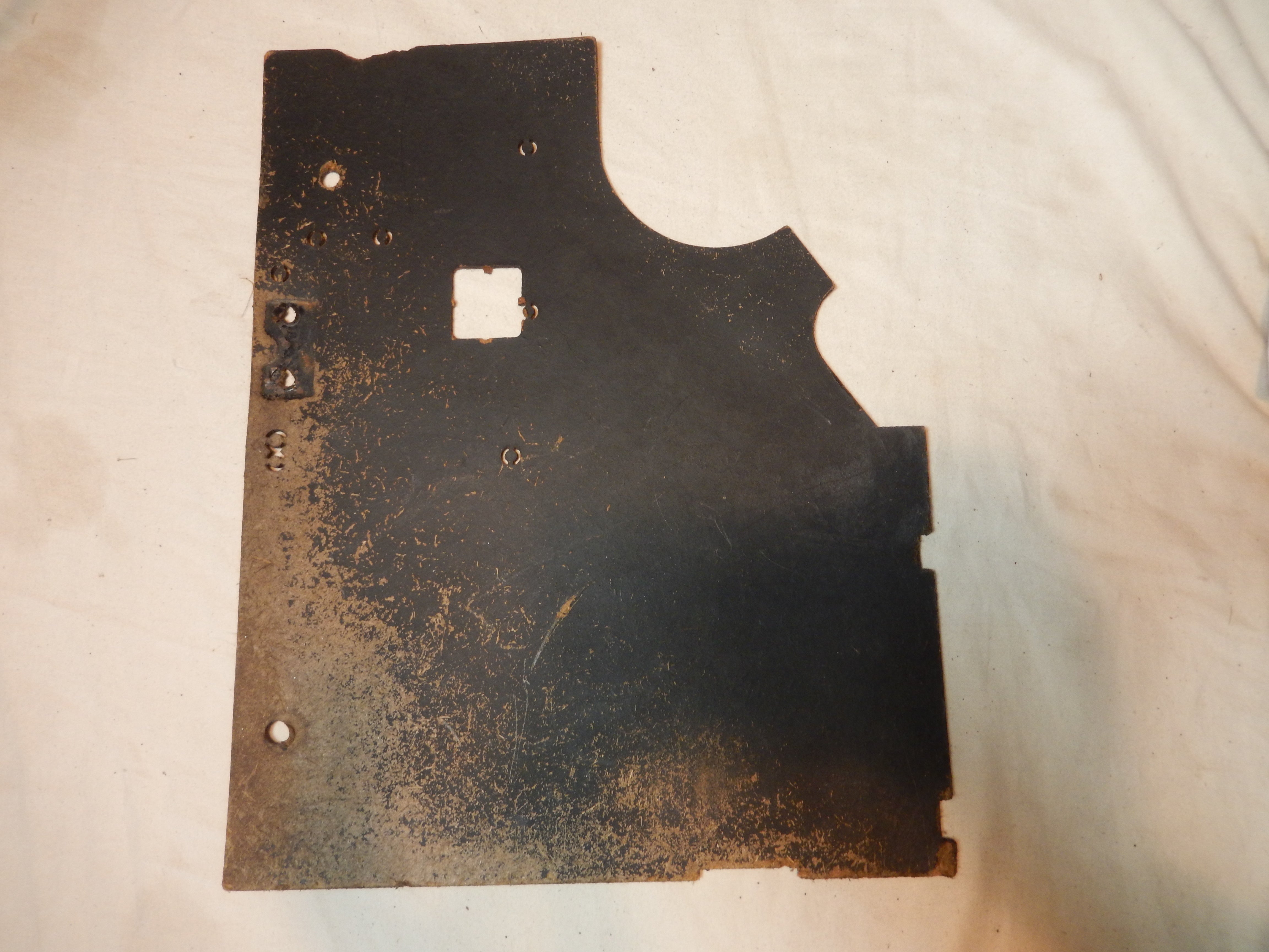 Datsun 240Z Driver's Side Front Kick Panel – Joeyz Datsun