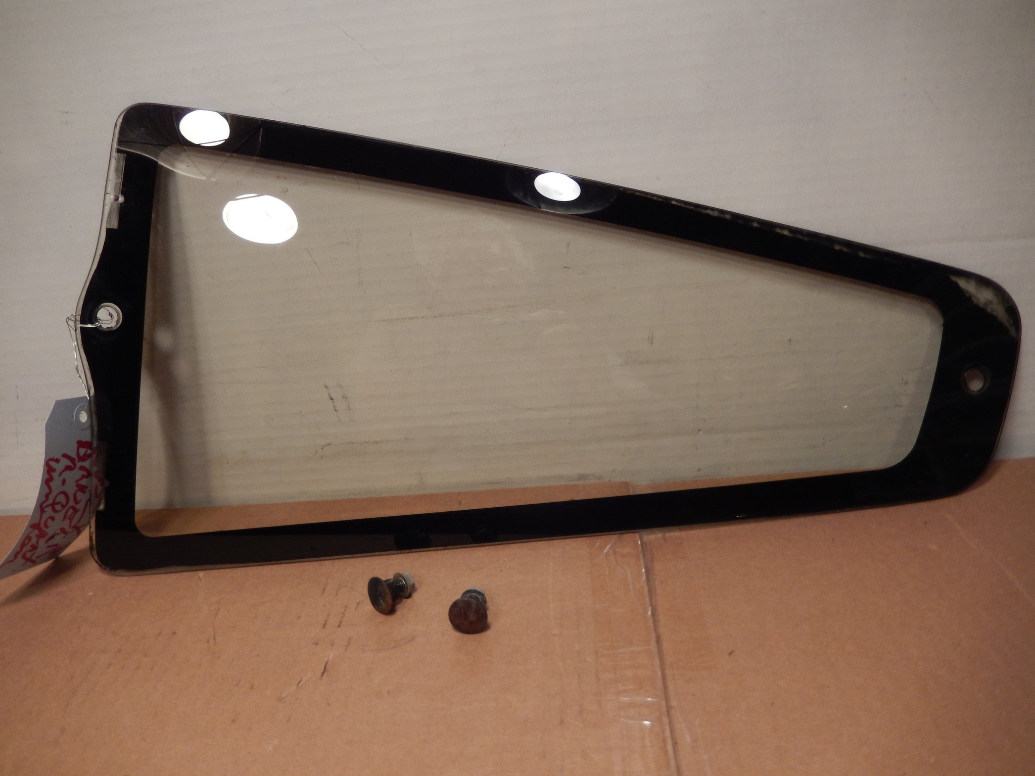 Datsun 280ZX OEM Drivers Side Rear Quarter Window – Joeyz Datsun